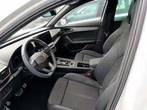 White Cupra Formentor 2022 in Vilnius, with an engine capacity of 1.40 L and mileage of 42 thousand km for 23900 €, photo 4 on AUTOMOTO.COM.LV