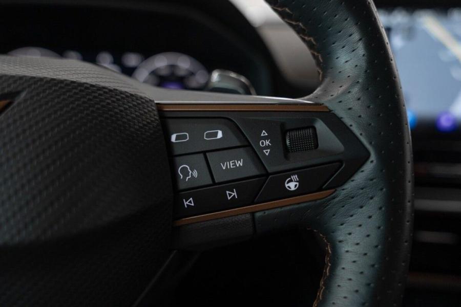 Balts Cupra Formentor 2022 Viļņa, ar dzinēja tilpumu 1.40 L un nobraukumu 38 tūkst. km par 23900 €, foto 11 vietnē AUTOMOTO.COM.LV