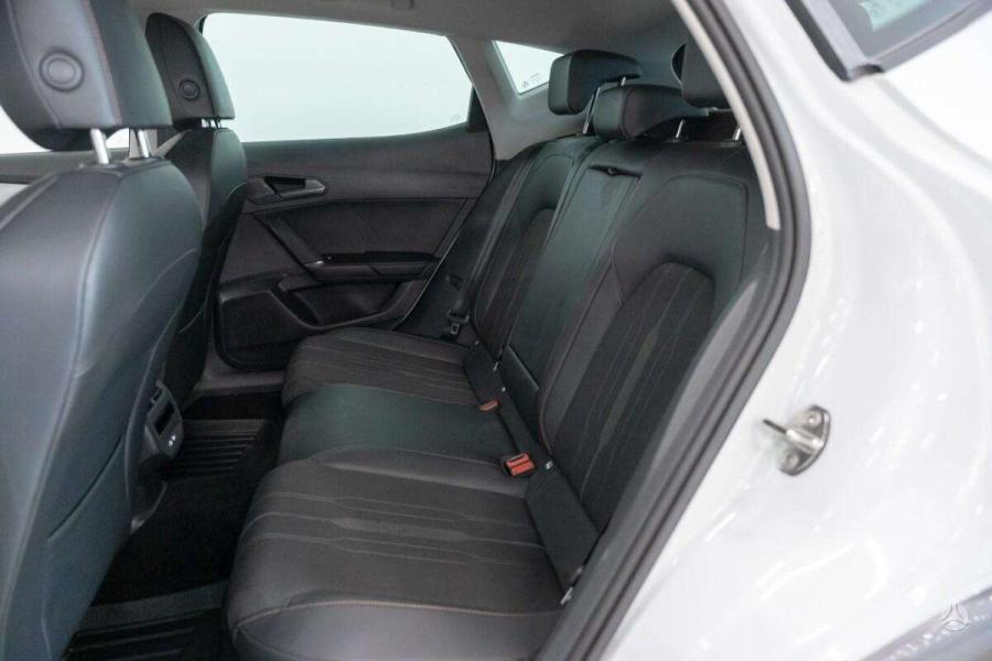 White Cupra Formentor 2022 in Vilnius, with an engine capacity of 1.40 L and mileage of 38 thousand km for 23900 €, photo 21 on AUTOMOTO.COM.LV