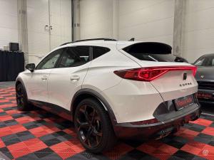 Balts Cupra Formentor 2022 Viļņa, ar dzinēja tilpumu 1.40 L un nobraukumu 96 tūkst. km par 25900 €, foto 7 vietnē AUTOMOTO.COM.LV