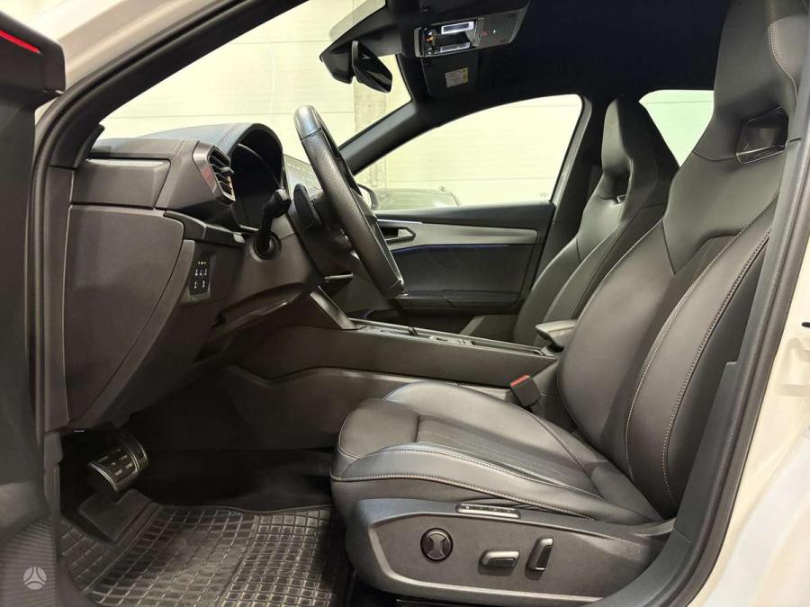 Balts Cupra Formentor 2022 Viļņa, ar dzinēja tilpumu 1.40 L un nobraukumu 96 tūkst. km par 25900 €, foto 14 vietnē AUTOMOTO.COM.LV