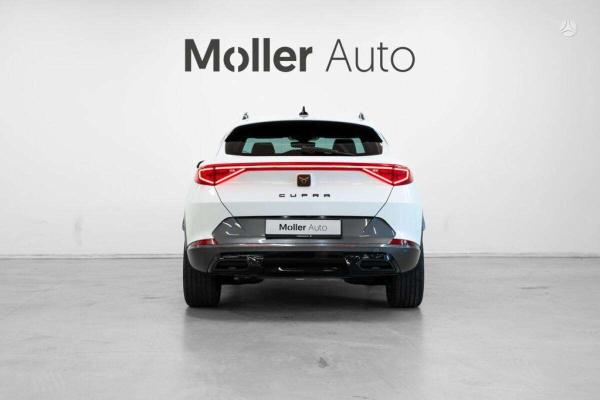 Balts Cupra Formentor 2022 Viļņa, ar dzinēja tilpumu 1.50 L un nobraukumu 100 tūkst. km par 23900 €, foto 7 vietnē AUTOMOTO.COM.LV
