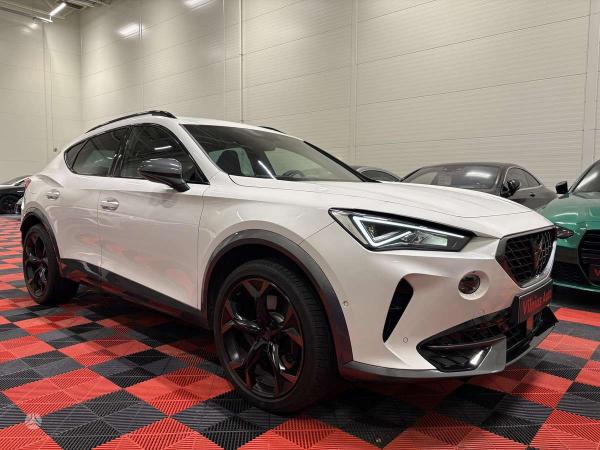 Balts Cupra Formentor 2022 Viļņa, ar dzinēja tilpumu 1.40 L un nobraukumu 96 tūkst. km par 24990 €, foto 4 vietnē AUTOMOTO.COM.LV