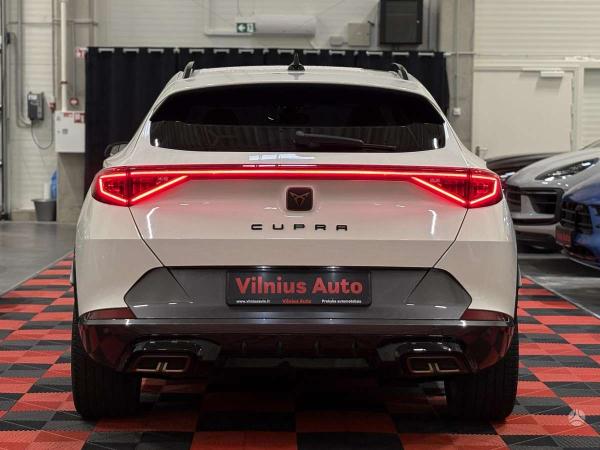 Balts Cupra Formentor 2022 Viļņa, ar dzinēja tilpumu 1.40 L un nobraukumu 96 tūkst. km par 24990 €, foto 6 vietnē AUTOMOTO.COM.LV