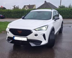 Белый Cupra Formentor 2022 в Каунас, объемом двигателя 1.98 л и пробегом 118 тыс. км за 21000 €, фото 6 на AUTOMOTO.COM.LV