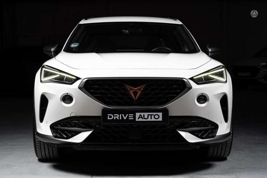 Белый Cupra Formentor 2022 в Вильнюс, объемом двигателя 1.40 л и пробегом 35 тыс. км за 26500 €, фото 6 на AUTOMOTO.COM.LV