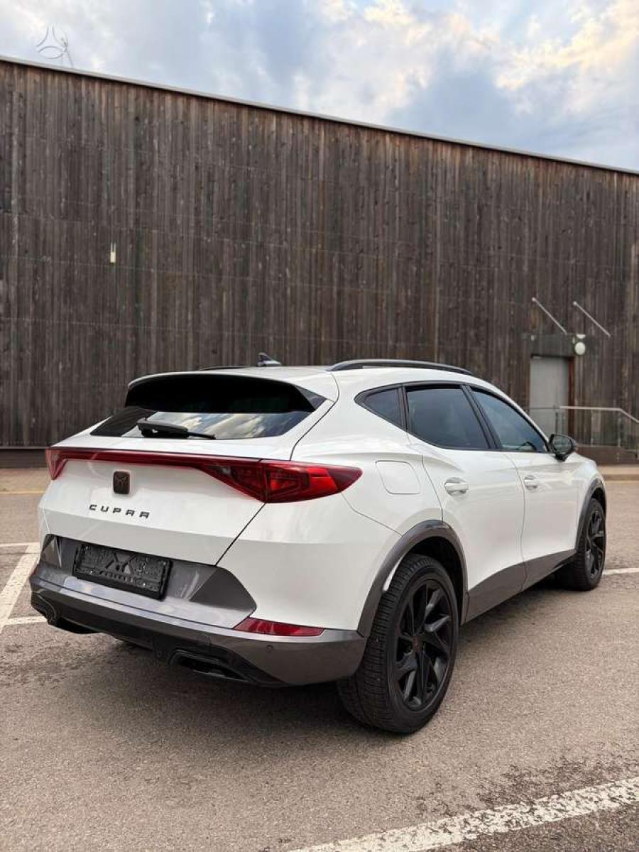 Белый Cupra Formentor 2022 в Утена, объемом двигателя 1.50 л и пробегом 76 тыс. км за 19800 €, фото 7 на AUTOMOTO.COM.LV