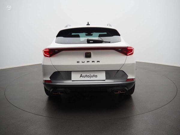 Белый Cupra Formentor 2022 в Вильнюс, объемом двигателя 1.40 л и пробегом 37 тыс. км за 22900 €, фото 6 на AUTOMOTO.COM.LV