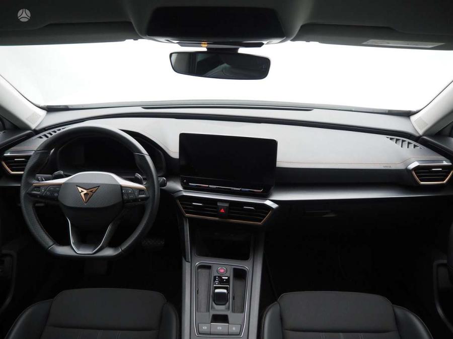 White Cupra Formentor 2022 in Vilnius, with an engine capacity of 1.40 L and mileage of 37 thousand km for 22900 €, photo 19 on AUTOMOTO.COM.LV