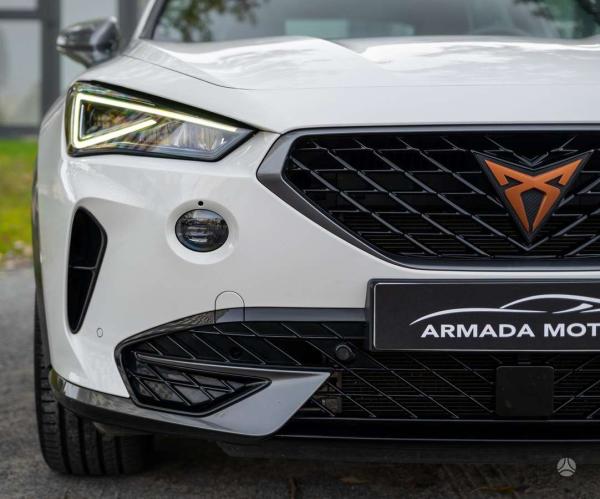 Белый Cupra Formentor 2022 в Вильнюс, объемом двигателя 1.50 л и пробегом 73 тыс. км за 22800 €, фото 6 на AUTOMOTO.COM.LV