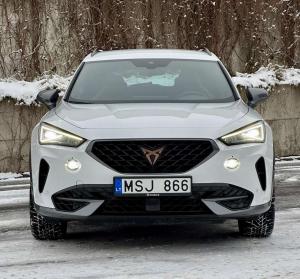 Белый Cupra Formentor 2023 в Вильнюс, объемом двигателя 1.98 л и пробегом 62 тыс. км за 29900 €, фото 2 на AUTOMOTO.COM.LV