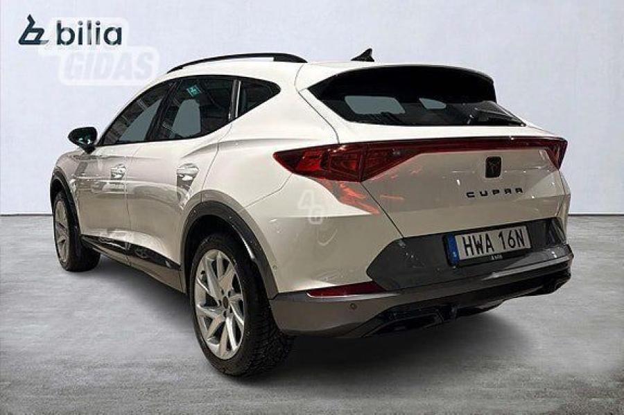 White Cupra Formentor 2023 in Kaunas, with an engine capacity of 0.00 L and mileage of 29 thousand km for 28482 €, photo 3 on AUTOMOTO.COM.LV