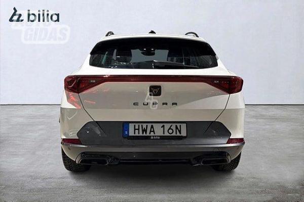 White Cupra Formentor 2023 in Kaunas, with an engine capacity of 0.00 L and mileage of 29 thousand km for 28482 €, photo 5 on AUTOMOTO.COM.LV