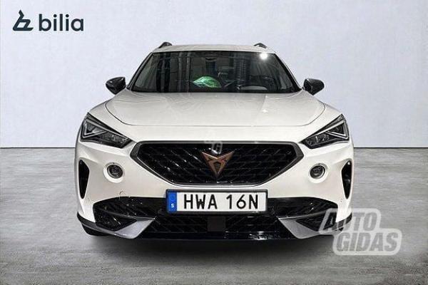 White Cupra Formentor 2023 in Kaunas, with an engine capacity of 0.00 L and mileage of 29 thousand km for 28482 €, photo 8 on AUTOMOTO.COM.LV