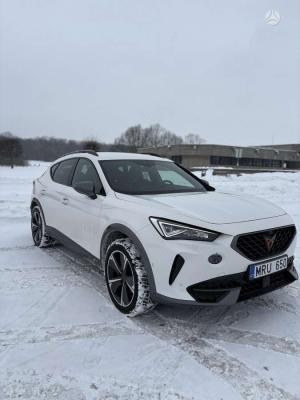 Белый Cupra Formentor 2023 в Каунас, объемом двигателя 1.50 л и пробегом 38 тыс. км за 26500 €, фото 9 на AUTOMOTO.COM.LV