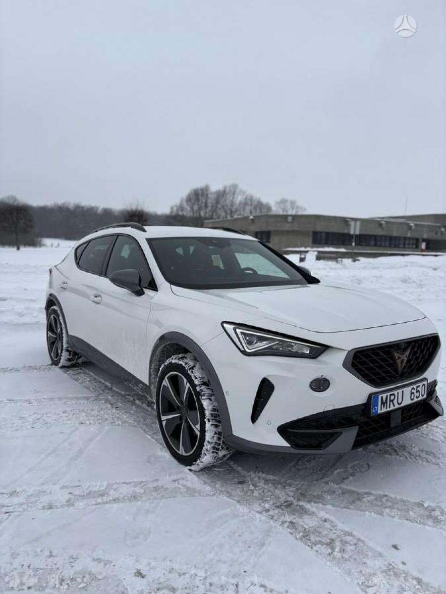 Белый Cupra Formentor 2023 в Каунас, объемом двигателя 1.50 л и пробегом 38 тыс. км за 26500 €, фото 9 на AUTOMOTO.COM.LV