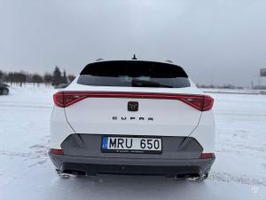 Белый Cupra Formentor 2023 в Каунас, объемом двигателя 1.50 л и пробегом 38 тыс. км за 26500 €, фото 10 на AUTOMOTO.COM.LV