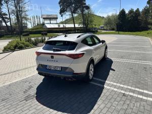 White Cupra Formentor 2023 in Riga, with an engine capacity of 1.40 L and mileage of 62 thousand km for 25500 €, photo 6 on AUTOMOTO.COM.LV