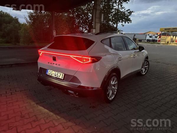 Balts Cupra Formentor 2023 Rīga, ar dzinēja tilpumu 1.40 L un nobraukumu 63 tūkst. km par 25000 €, foto 4 vietnē AUTOMOTO.COM.LV