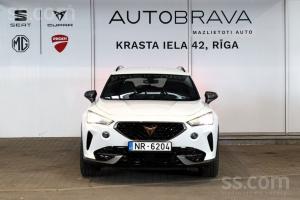 Balts Cupra Formentor 2023 Rīga, ar dzinēja tilpumu 1.40 L un nobraukumu 45 tūkst. km par 28990 €, foto 3 vietnē AUTOMOTO.COM.LV