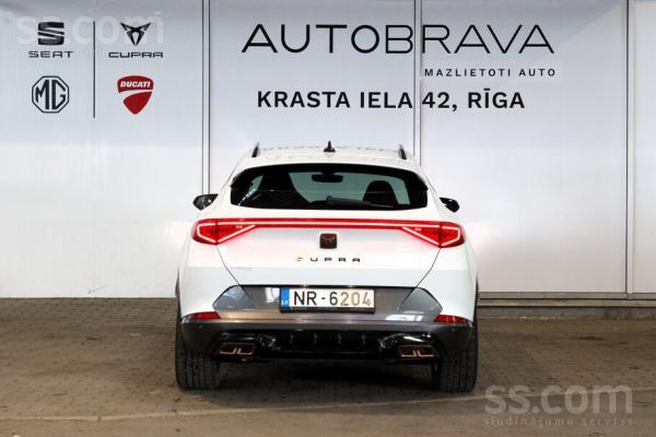 Белый Cupra Formentor 2023 в Рига, объемом двигателя 1.40 л и пробегом 45 тыс. км за 28990 €, фото 7 на AUTOMOTO.COM.LV