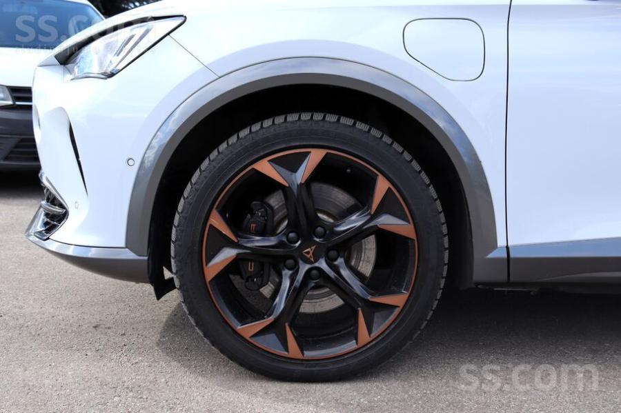 Balts Cupra Formentor 2023 Rīga, ar dzinēja tilpumu 1.40 L un nobraukumu 45 tūkst. km par 28990 €, foto 36 vietnē AUTOMOTO.COM.LV