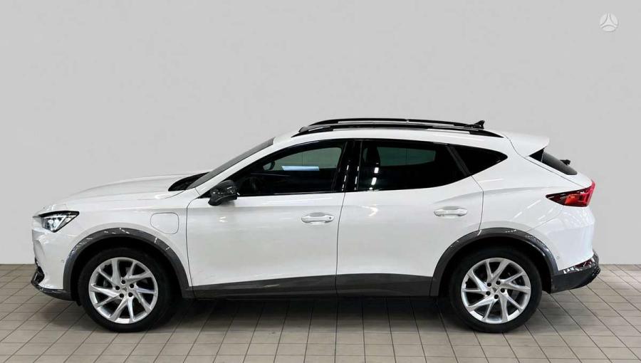 Белый Cupra Formentor 2023 в Каунас, объемом двигателя 1.40 л и пробегом 53 тыс. км за 25600 €, фото 3 на AUTOMOTO.COM.LV