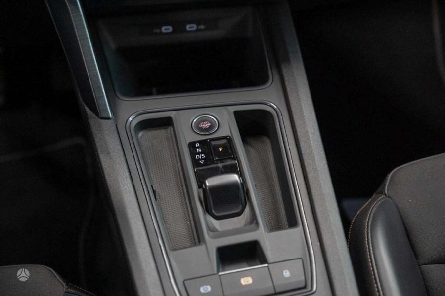 Белый Cupra Formentor 2023 в Вильнюс, объемом двигателя 1.50 л и пробегом 90 тыс. км за 23900 €, фото 18 на AUTOMOTO.COM.LV