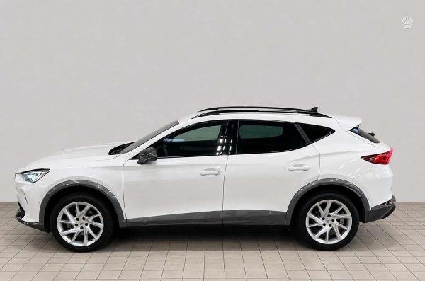 White Cupra Formentor 2023 in Kaunas, with an engine capacity of 1.50 L and mileage of 38 thousand km for 22800 €, photo 2 on AUTOMOTO.COM.LV