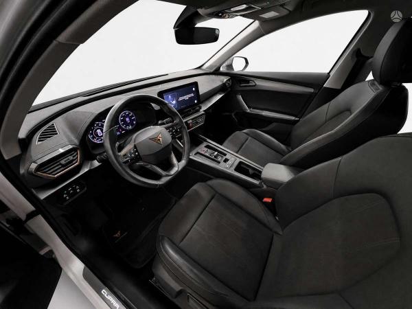 White Cupra Formentor 2023 in Kaunas, with an engine capacity of 1.50 L and mileage of 38 thousand km for 22800 €, photo 7 on AUTOMOTO.COM.LV