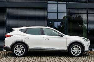 Белый Cupra Formentor 2023 в Плунге, объемом двигателя 1.40 л и пробегом 18 тыс. км за 22900 €, фото 7 на AUTOMOTO.COM.LV