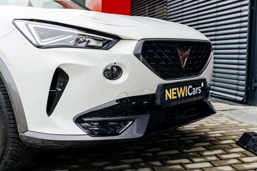 Белый Cupra Formentor 2023 в Плунге, объемом двигателя 1.40 л и пробегом 18 тыс. км за 22900 €, фото 13 на AUTOMOTO.COM.LV