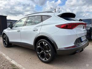 Balts Cupra Formentor 2023 Viļņa, ar dzinēja tilpumu 1.40 L un nobraukumu 18 tūkst. km par 24500 €, foto 10 vietnē AUTOMOTO.COM.LV