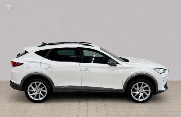 Balts Cupra Formentor 2023 Kauņa, ar dzinēja tilpumu 1.50 L un nobraukumu 38 tūkst. km par 22800 €, foto 4 vietnē AUTOMOTO.COM.LV