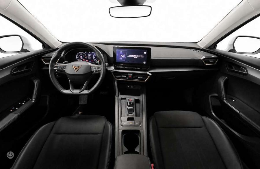 Белый Cupra Formentor 2023 в Каунас, объемом двигателя 1.50 л и пробегом 38 тыс. км за 22800 €, фото 9 на AUTOMOTO.COM.LV