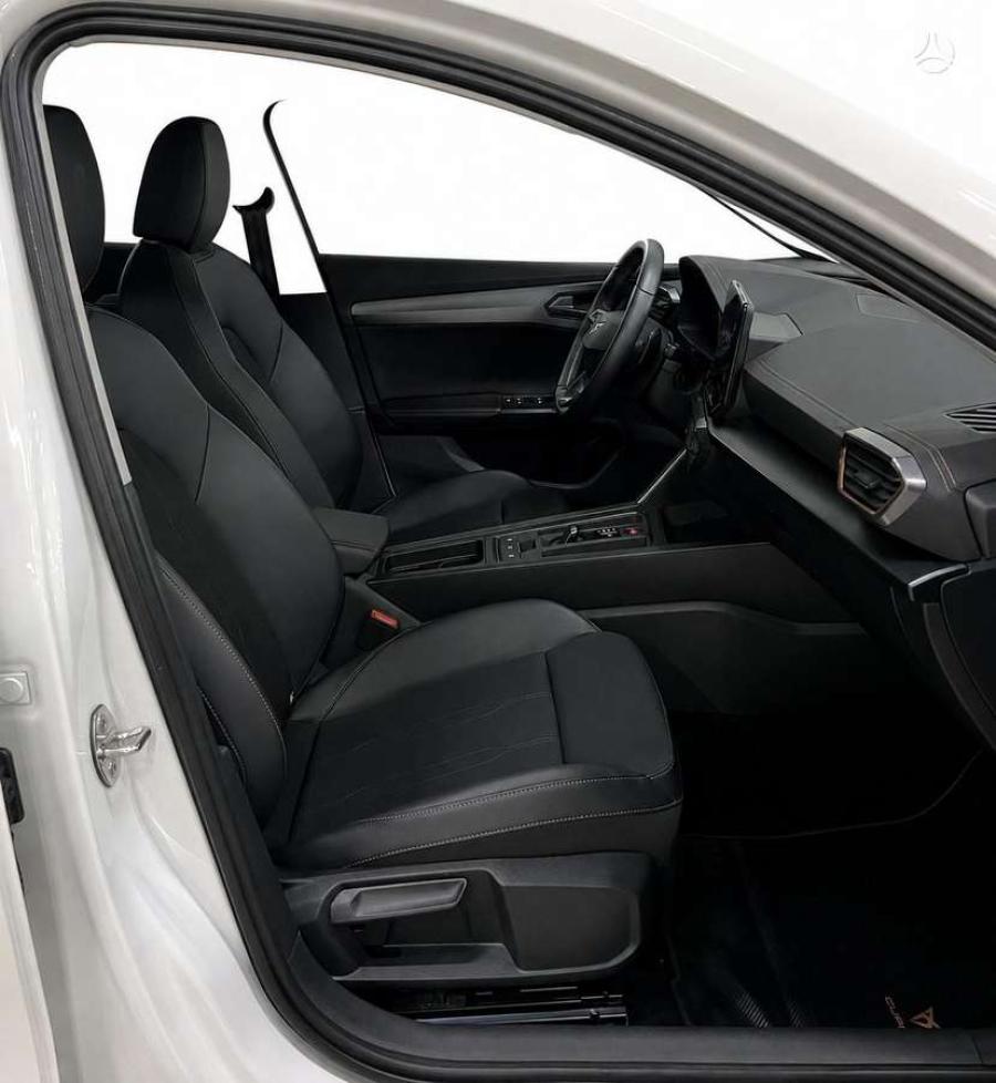 Белый Cupra Formentor 2023 в Каунас, объемом двигателя 1.50 л и пробегом 38 тыс. км за 22800 €, фото 10 на AUTOMOTO.COM.LV