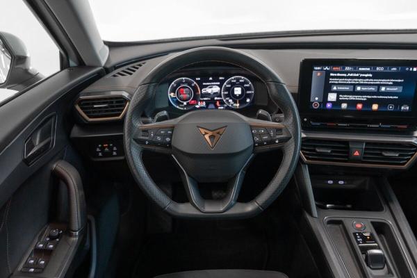 Cupra Formentor 2023 в Вильнюс на AUTOMOTO.COM.LV Белый Cupra Formentor 2023 в Вильнюс, объемом двигателя 1.40 л и пробегом 21 тыс. км за 24850 €, фото 10 на AUTOMOTO.COM.LV