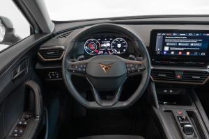 White Cupra Formentor 2023 in Vilnius, with an engine capacity of 1.40 L and mileage of 21 thousand km for 24850 €, photo 10 on AUTOMOTO.COM.LV