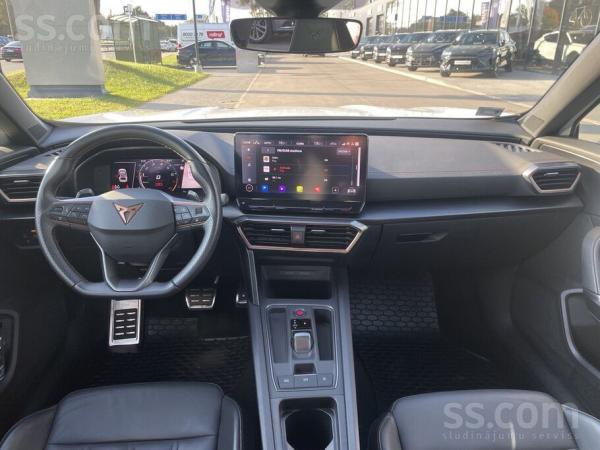 Белый Cupra Formentor 2023 в Рига, объемом двигателя 2.00 л и пробегом 30 тыс. км за 28000 €, фото 6 на AUTOMOTO.COM.LV