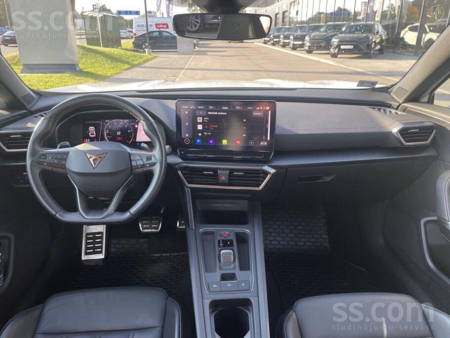 Balts Cupra Formentor 2023 Rīga, ar dzinēja tilpumu 2.00 L un nobraukumu 30 tūkst. km par 28000 €, foto 6 vietnē AUTOMOTO.COM.LV