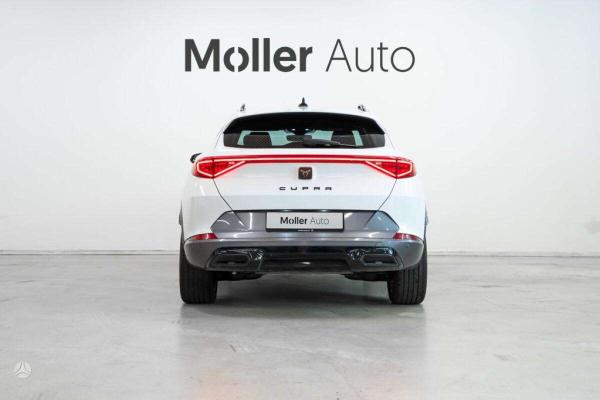 Balts Cupra Formentor 2023 Viļņa, ar dzinēja tilpumu 1.50 L un nobraukumu 90 tūkst. km par 22850 €, foto 7 vietnē AUTOMOTO.COM.LV