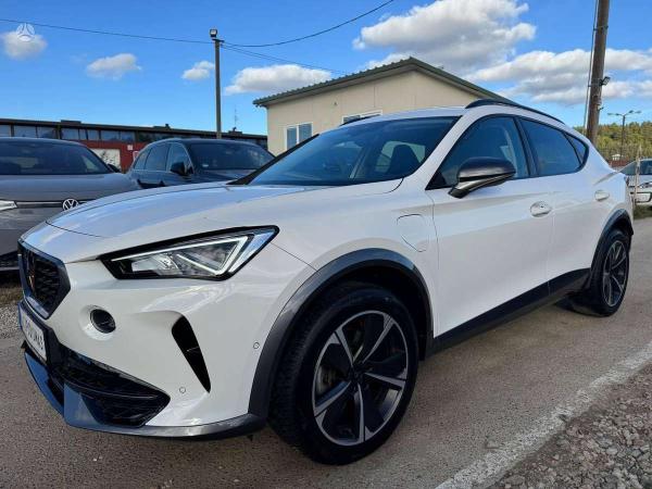 Белый Cupra Formentor 2023 в Вильнюс, объемом двигателя 1.40 л и пробегом 24 тыс. км за 23500 €, фото 1 на AUTOMOTO.COM.LV