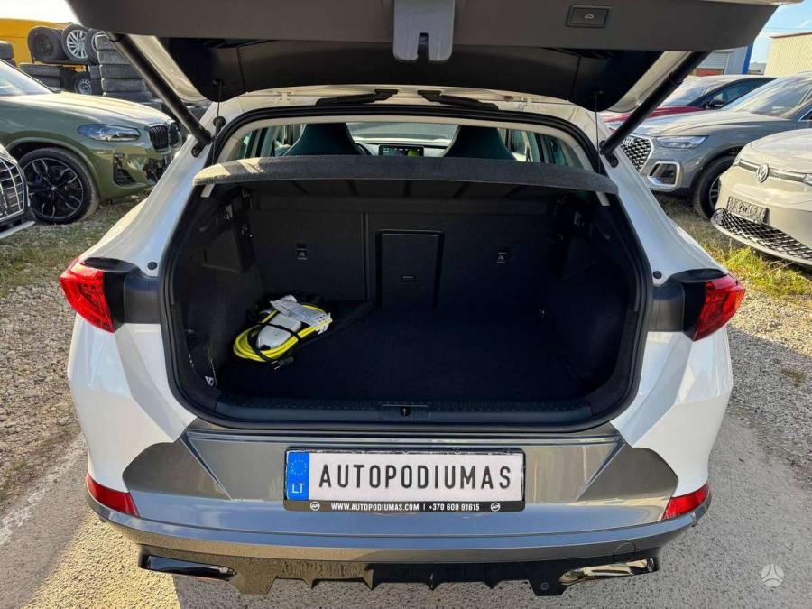 Белый Cupra Formentor 2023 в Вильнюс, объемом двигателя 1.40 л и пробегом 24 тыс. км за 23500 €, фото 30 на AUTOMOTO.COM.LV