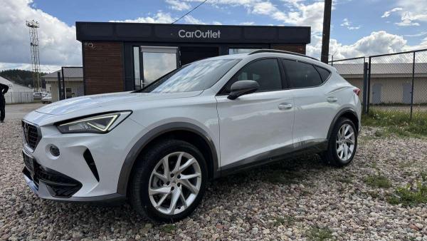 White Cupra Formentor 2023 in Vilnius, with an engine capacity of 1.50 L and mileage of 107 thousand km for 18634 €, photo 3 on AUTOMOTO.COM.LV