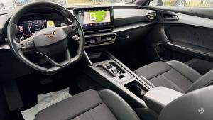 White Cupra Formentor 2023 in Vilnius, with an engine capacity of 1.50 L and mileage of 107 thousand km for 18634 €, photo 13 on AUTOMOTO.COM.LV