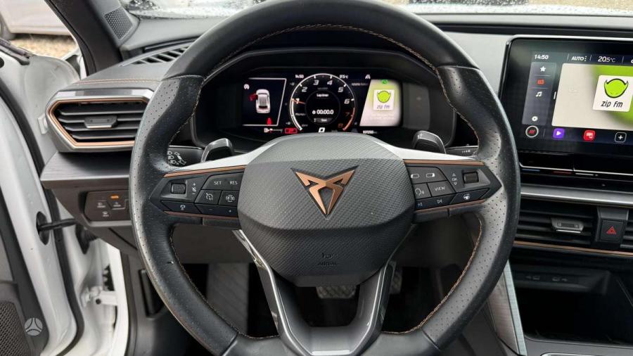 White Cupra Formentor 2023 in Vilnius, with an engine capacity of 1.50 L and mileage of 107 thousand km for 18634 €, photo 18 on AUTOMOTO.COM.LV