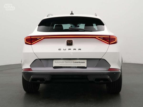 Balts Cupra Formentor 2024 Kauņa, ar dzinēja tilpumu 1.50 L un nobraukumu 20 tūkst. km par 30628 €, foto 4 vietnē AUTOMOTO.COM.LV