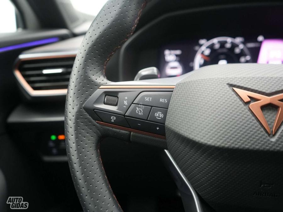 Balts Cupra Formentor 2024 Kauņa, ar dzinēja tilpumu 1.50 L un nobraukumu 20 tūkst. km par 30628 €, foto 7 vietnē AUTOMOTO.COM.LV