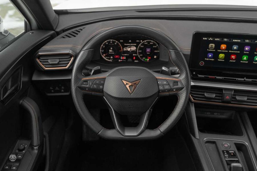 Balts Cupra Formentor 2024 Viļņa, ar dzinēja tilpumu 1.50 L un nobraukumu 22 tūkst. km par 26500 €, foto 21 vietnē AUTOMOTO.COM.LV