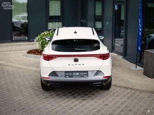 White Cupra Formentor 2024 in Marijampole, with an engine capacity of 1.50 L and mileage of 23 thousand km for 25750 €, photo 12 on AUTOMOTO.COM.LV